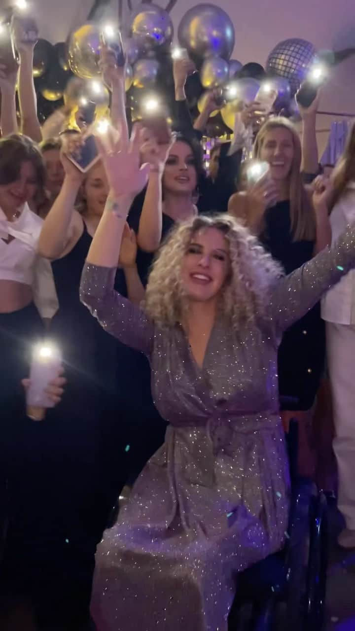 マリア・コミサロワさんのインスタグラム - (マリア・コミサロワ@chaadaeva_maria)