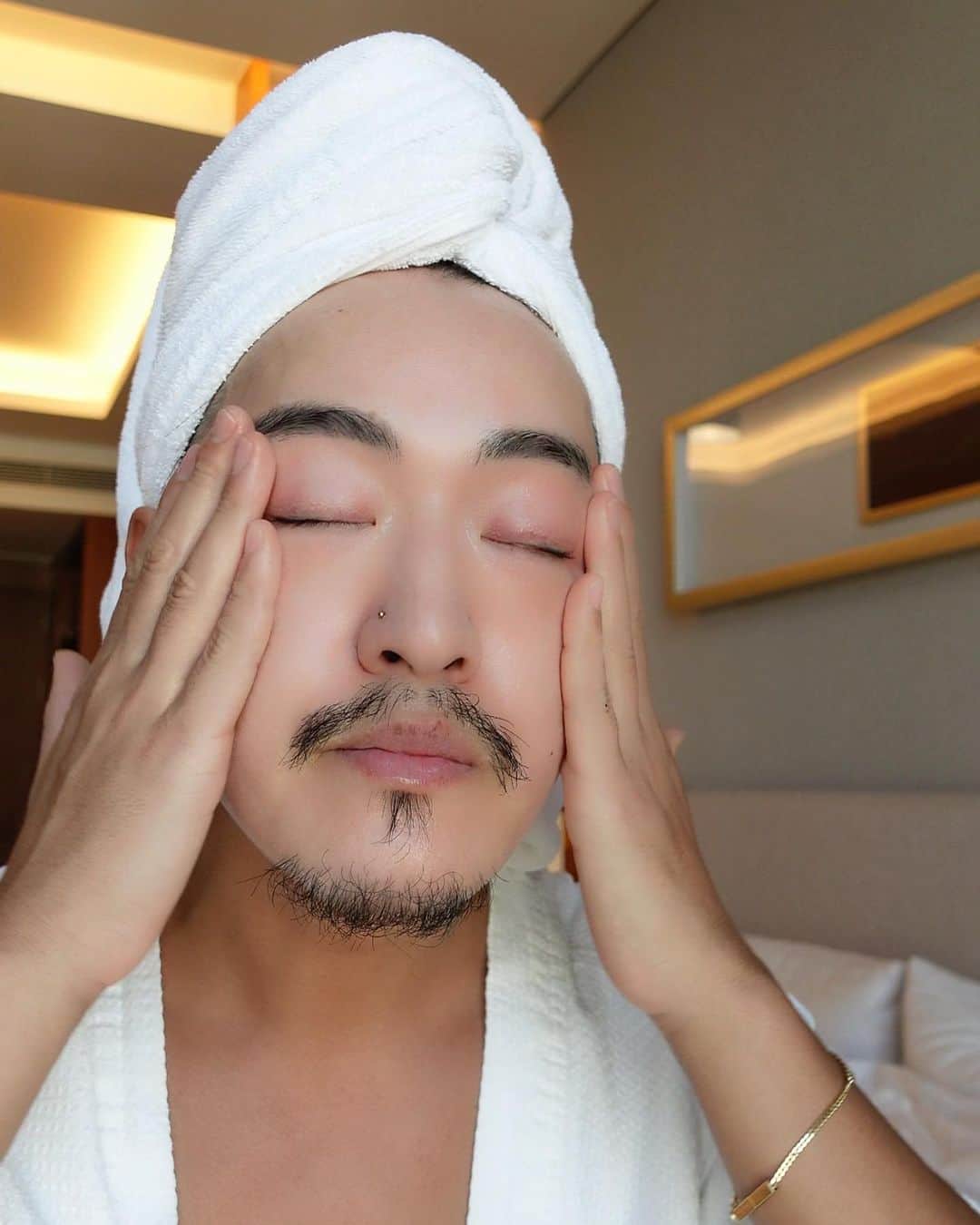 JunJunさんのインスタグラム写真 - (JunJunInstagram)「. Dr.G x JunJunコラボLIVE 🐌 見てくださった皆様ありがとうございました☺️ 僕が大好きな韓国 ...