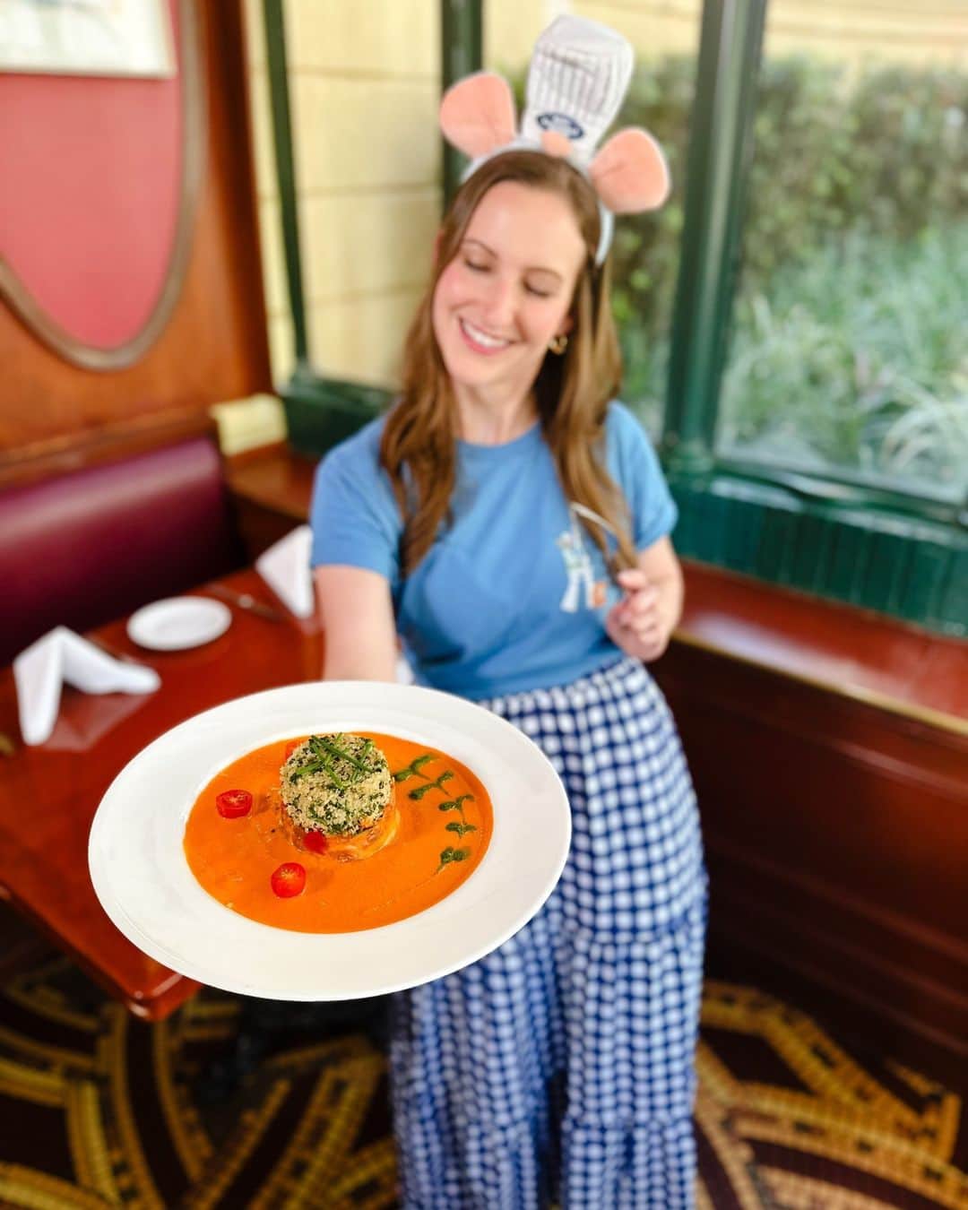 Disney Pixarさんのインスタグラム写真 - (Disney PixarInstagram)「Anyone can cook but ...