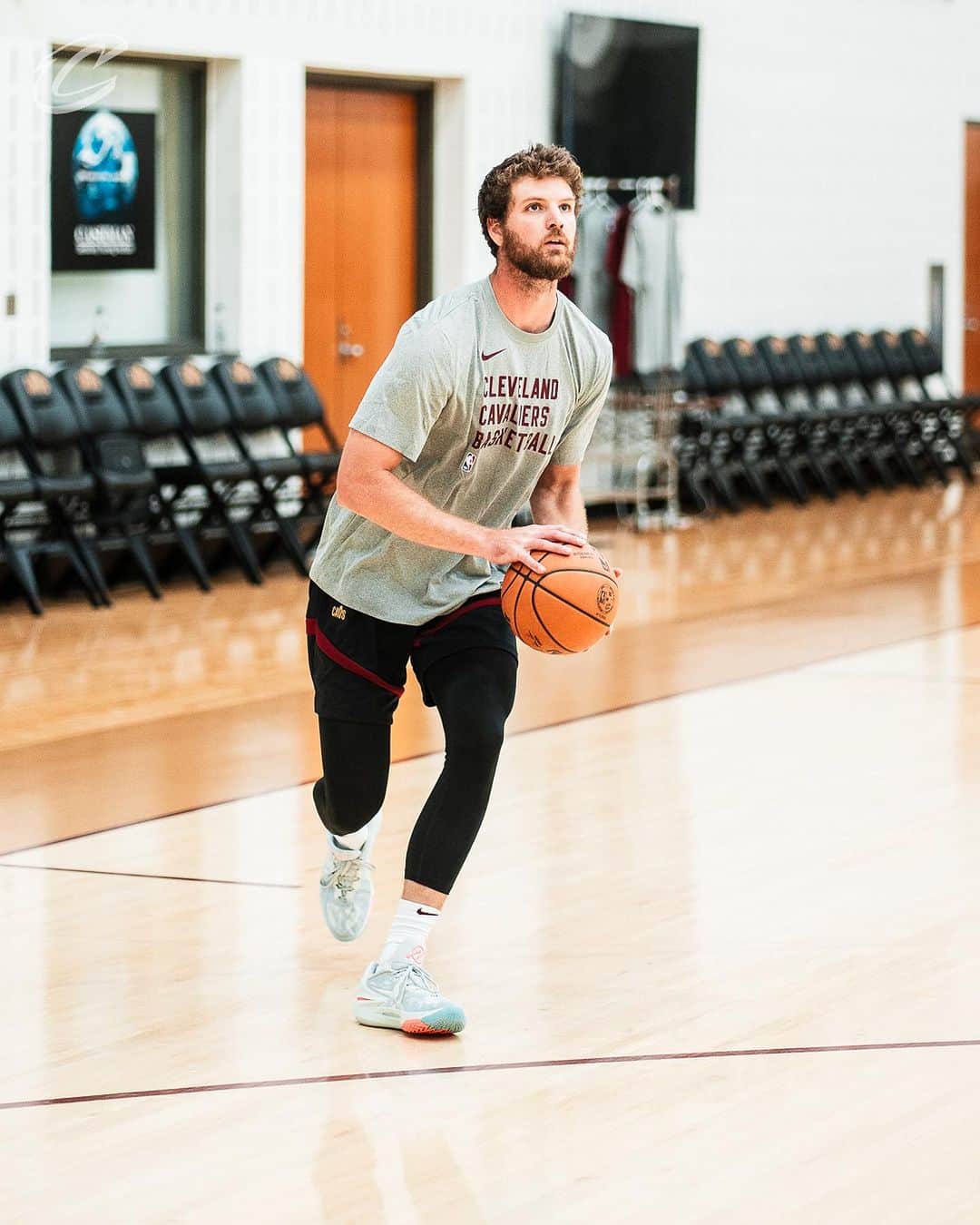 キャブスさんのインスタグラム写真 - (キャブスInstagram)「September 6th files. 📂 #LetEmKnow」9月7日 5時00分 - cavs