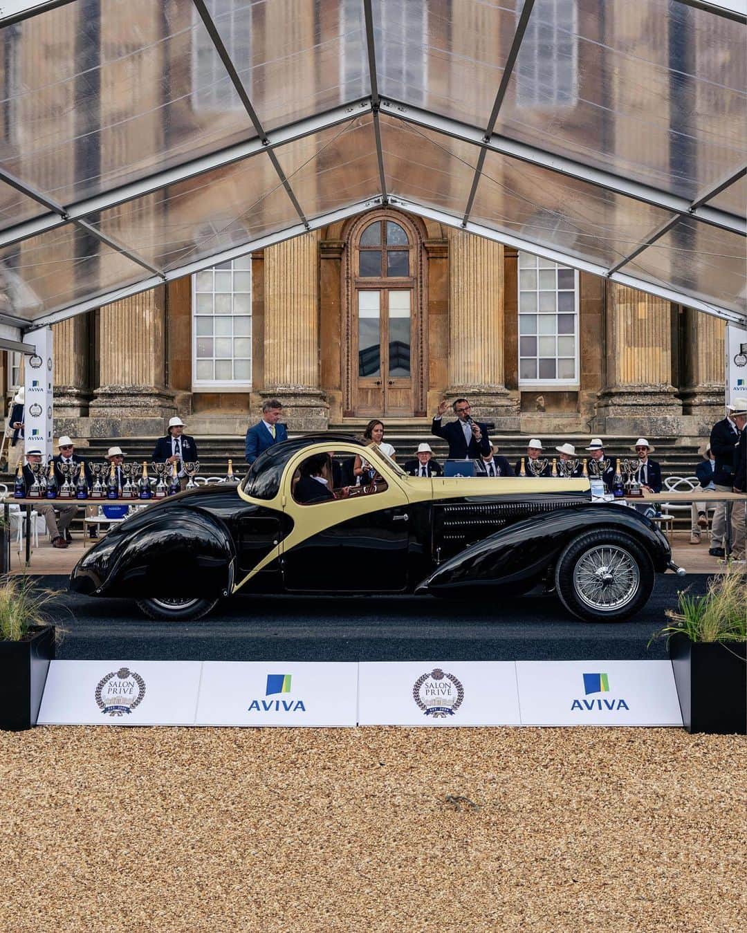 ブガッティさんのインスタグラム写真 - (ブガッティInstagram)「A beautifully restored BUGATTI ...
