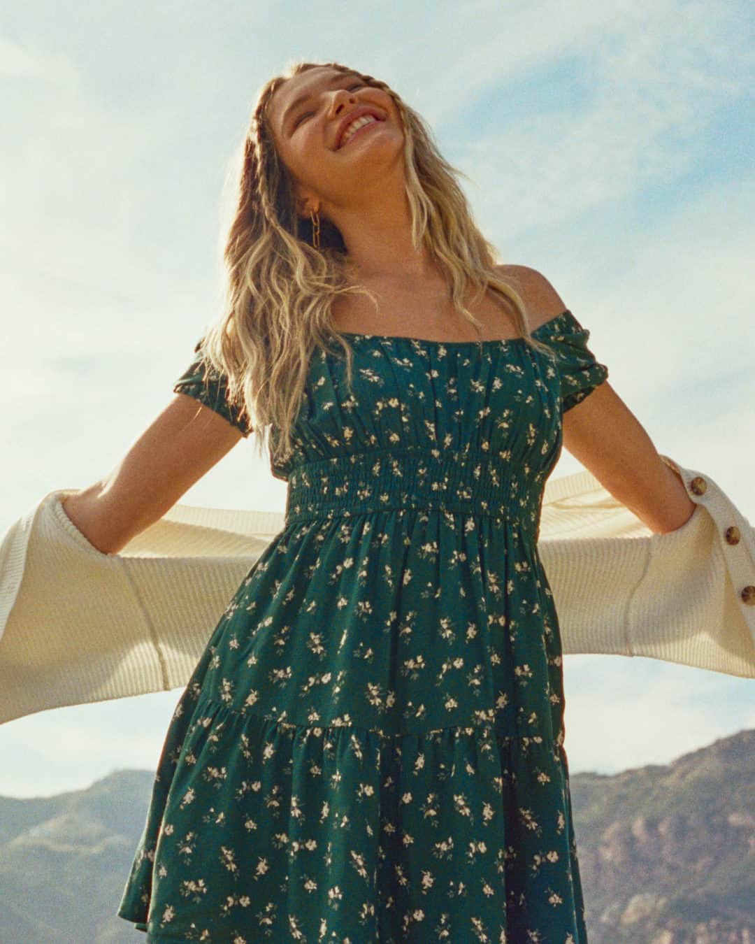 Hollister Co.さんのインスタグラム写真 - (Hollister Co.Instagram)「guess who’s back ...