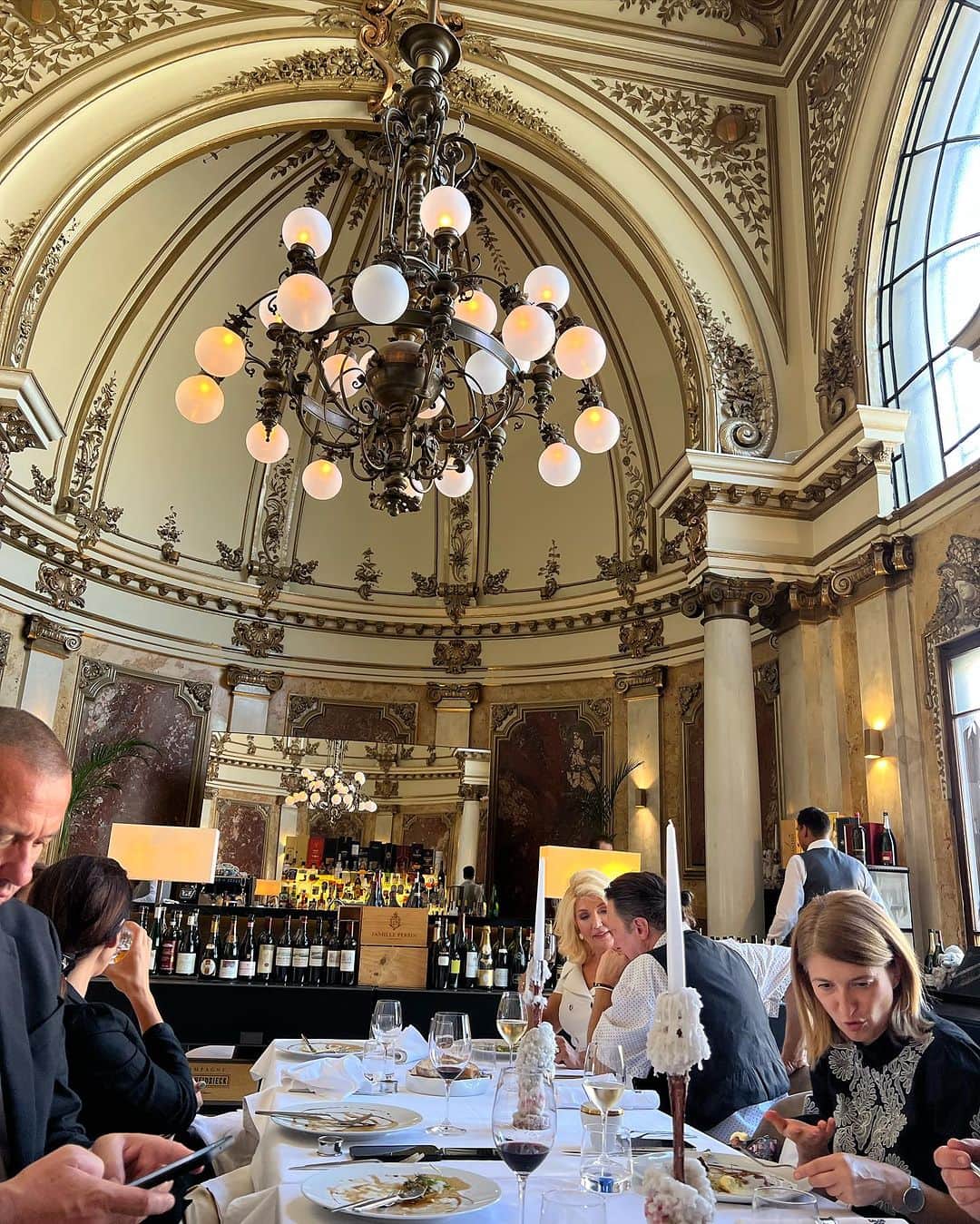 アイーダ・ガリフッリーナさんのインスタグラム写真 - (アイーダ・ガリフッリーナInstagram)「So excited about our ...