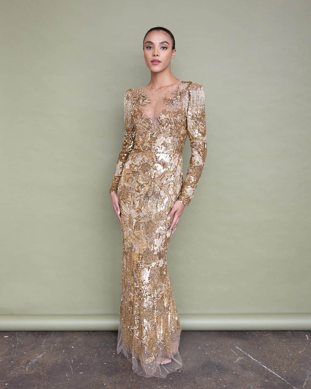 Marchesaさんのインスタグラム写真 - (MarchesaInstagram)「Golden girl. Pre-order the ...