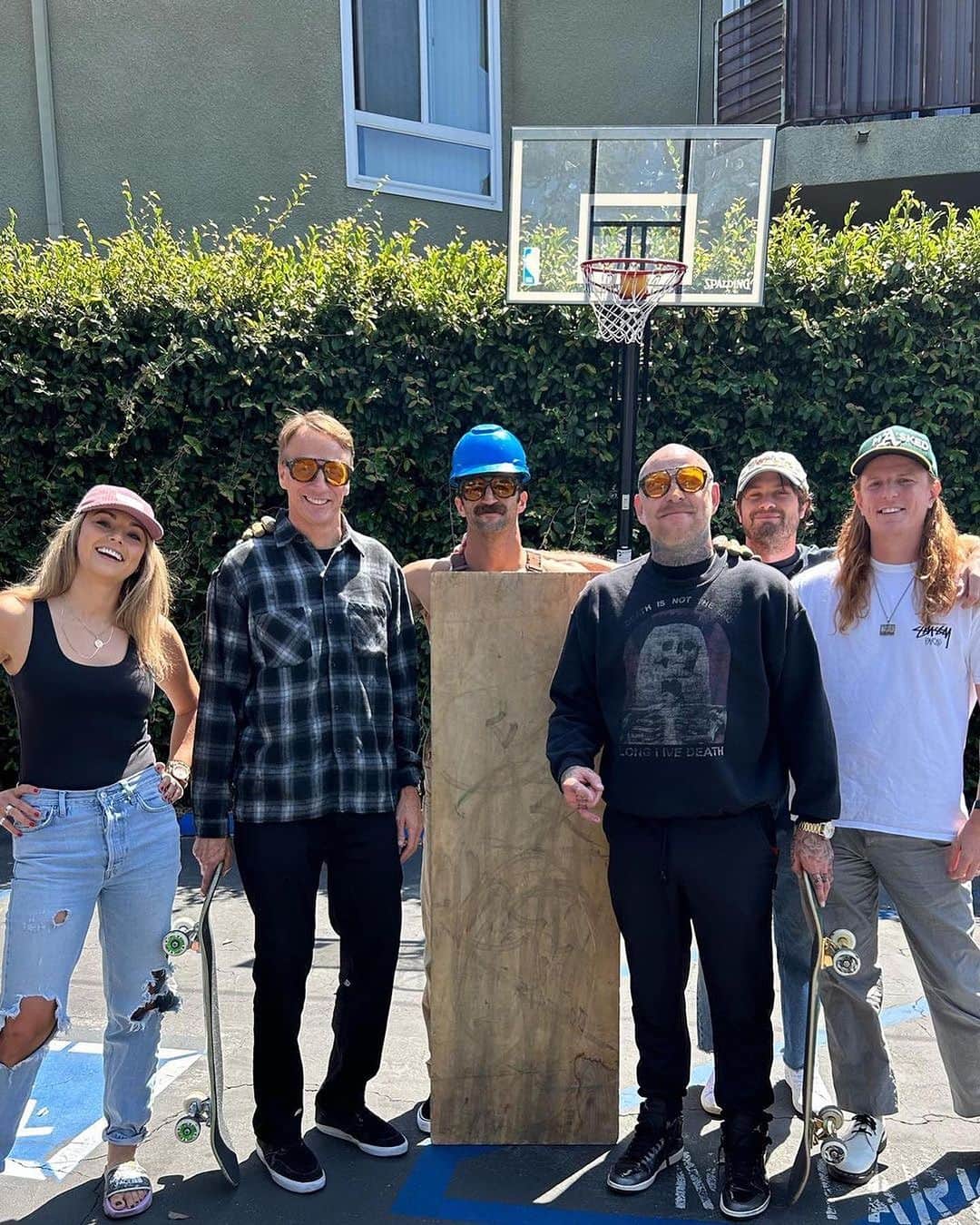 トニー・ホークさんのインスタグラム写真 - (トニー・ホークInstagram)「We rode the legendary @manramp ...