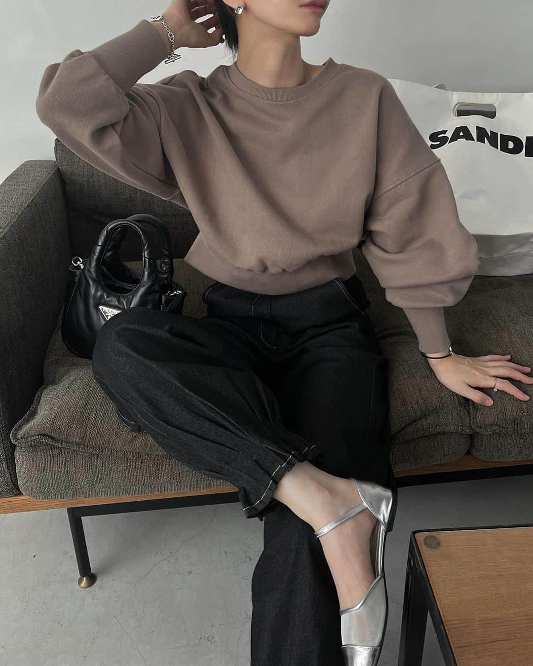 原小夜香さんのインスタグラム写真 - (原小夜香Instagram)「' ZOZOTOWNオープン1周年を記念しまして なんと数年前より通年大好評頂いている クロップドスウェットの限定色を発売 ...