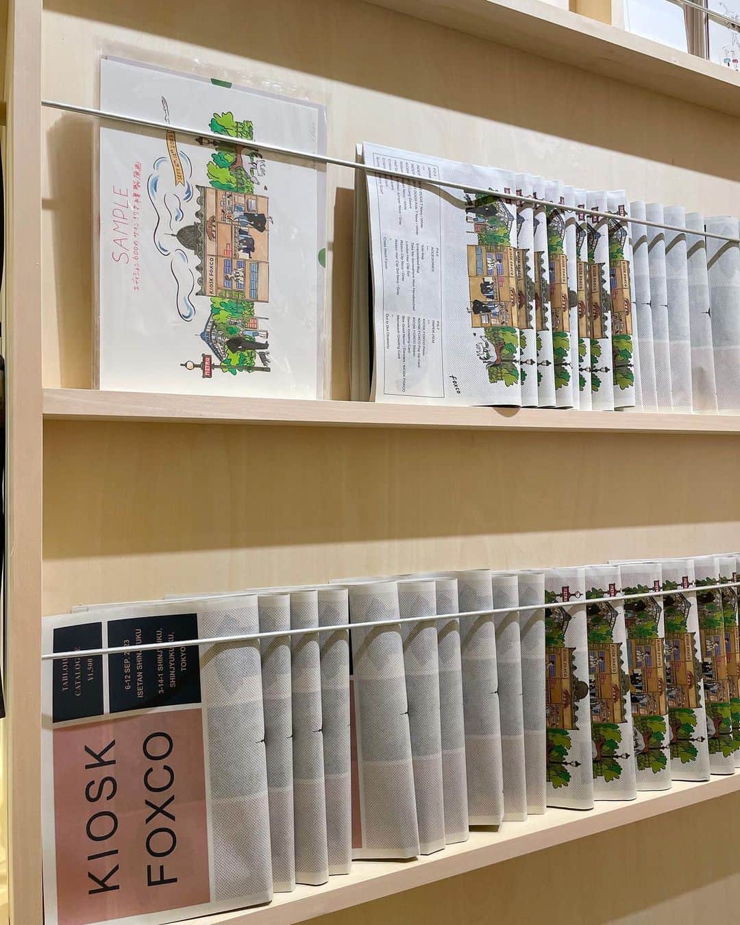 ISETAN PARK netさんのインスタグラム写真 - (ISETAN PARK netInstagram)「イラストレーター foxcoのデザインするアイテムが揃う、旅する前に立ち寄り ...