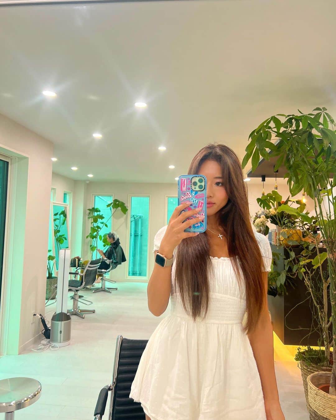 Azusaさんのインスタグラム写真 - (AzusaInstagram)「いつも髪の毛をカンペキに仕上げてくれる🙂🍃 リニューアルオープンお ...