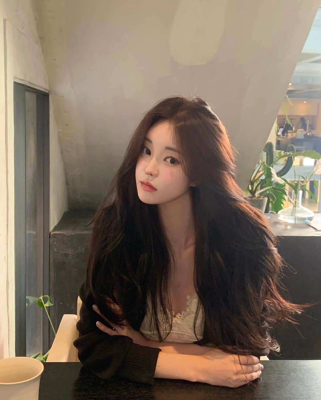 キム・ダビンさんのインスタグラム写真 - (キム・ダビンInstagram)「갈색머리 김다빈 이거 꿈 아니지..?」9月8日 22時00分 ...