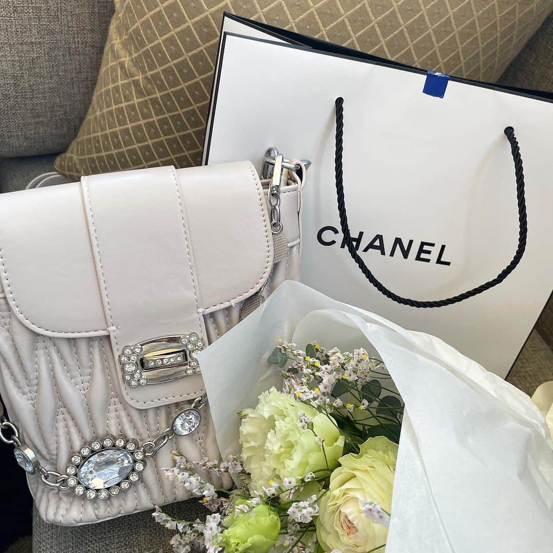 ひこ乃さんのインスタグラム写真 - (ひこ乃Instagram)「🎂 もう今年も9月で誕生日月🥺 早いなあ🧸 @salonetokyo の ...