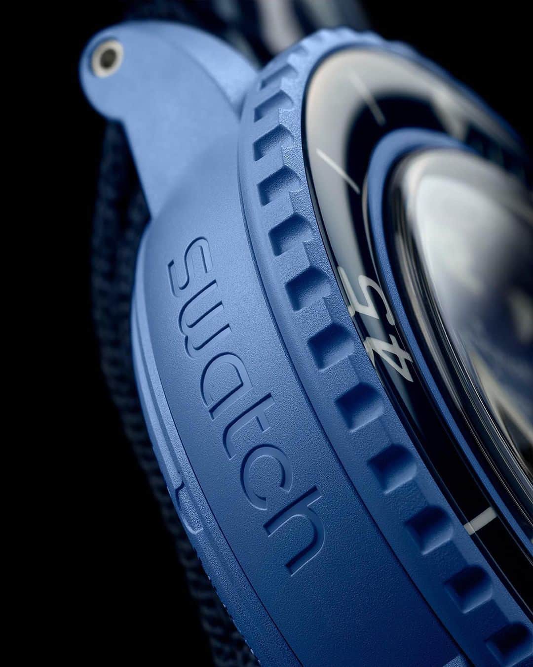 Swatchさんのインスタグラム写真 - (SwatchInstagram)「Featuring a secured rotating ...