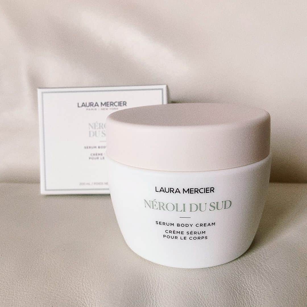 上田祥子さんのインスタグラム写真 上田祥子instagram 「ローラ メルシエ セラム ボディクリーム 200ml 税込10340円