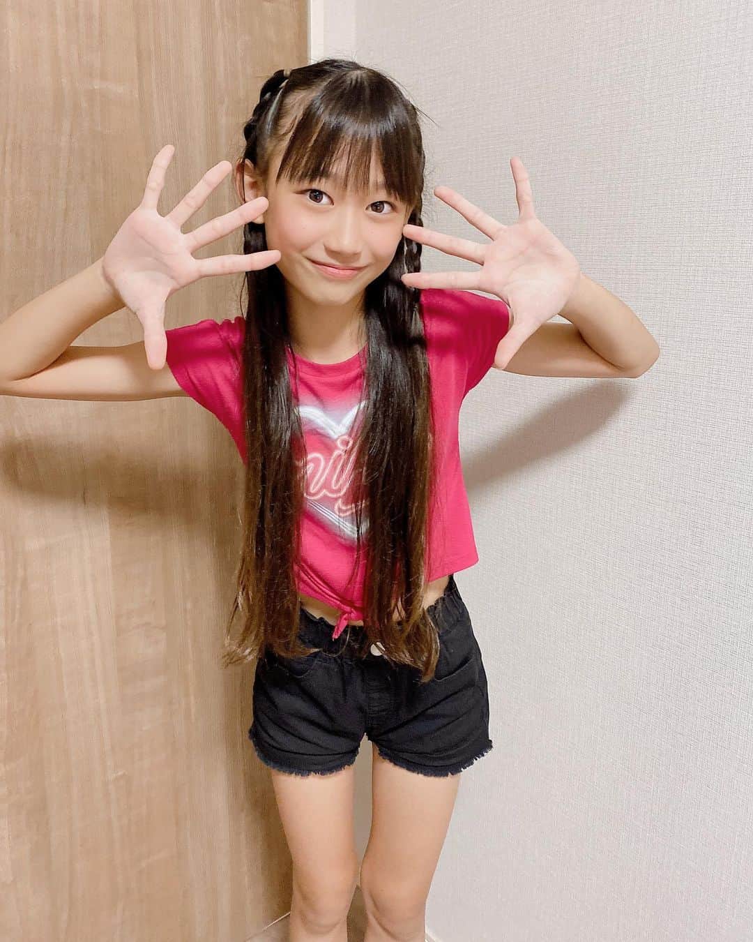 藤林夢さんのインスタグラム写真 - (藤林夢Instagram)「💗藤林夢(Yume)💗 @yumemama.mini 🎀4×stAr5(シスタ)🎀 情報は💗夢💗のプロフィールURLリンクから ...