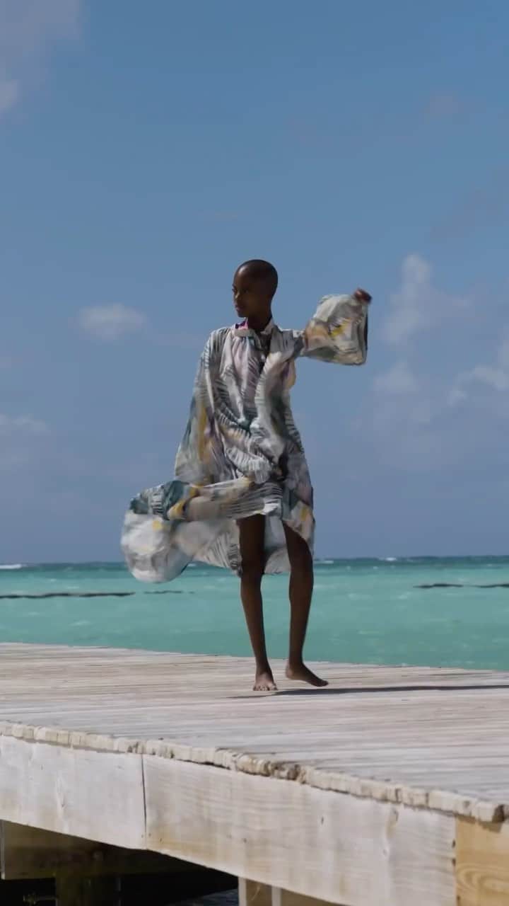 Sports Illustrated Swimsuitさんのインスタグラム動画 - (Sports Illustrated ...