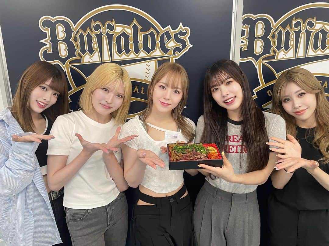 INAさんのインスタグラム写真 - (INAInstagram)「8/19(土)「BsGirlsDay～10th Anniversary～」開催記念 BsGirlsプロデュースメニュー販売🍚😋 ...