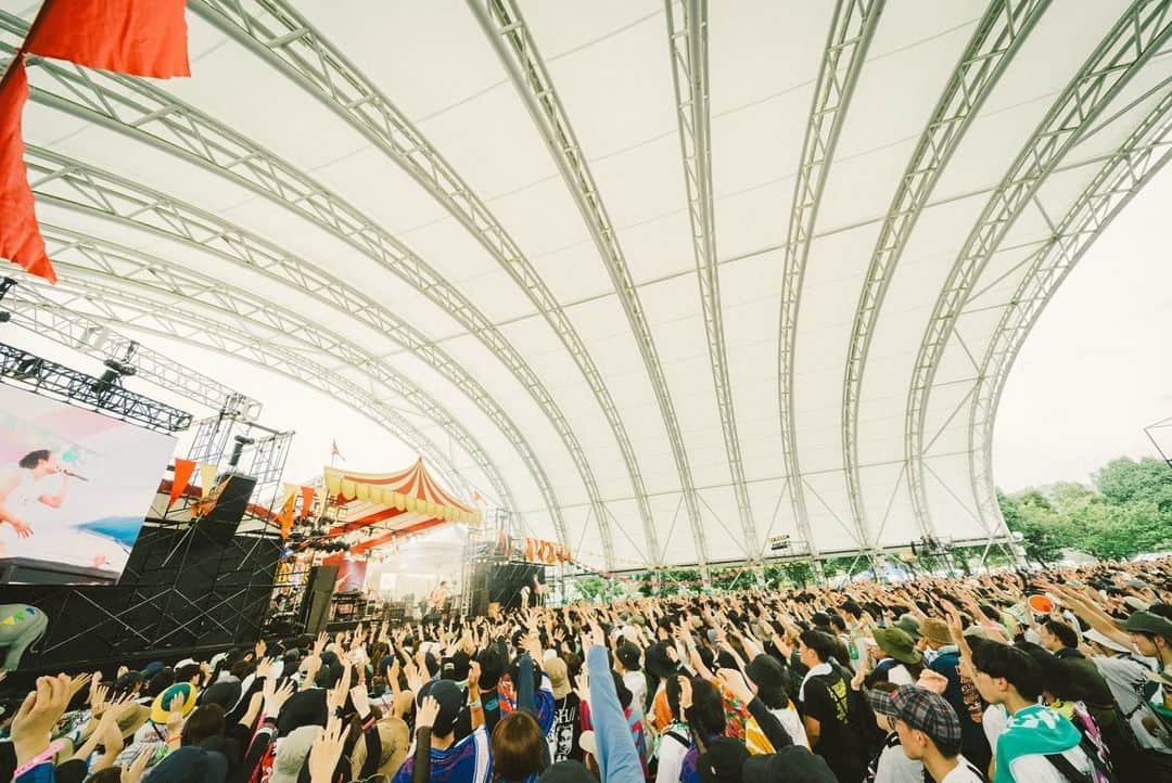 橘柊生さんのインスタグラム写真 - (橘柊生Instagram)「MONSTER baSH 2023 みんないい顔してて素敵なフェスでした！ありがとうでした！ マジで楽しかったなぁー。 汗が目 ...