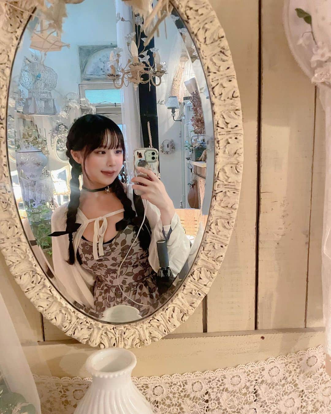 桃木兎羽さんのインスタグラム写真 - (桃木兎羽Instagram)「🪞‪🧏🏻‍♀️🪄」8月19日 20時51分 - momoki_0515