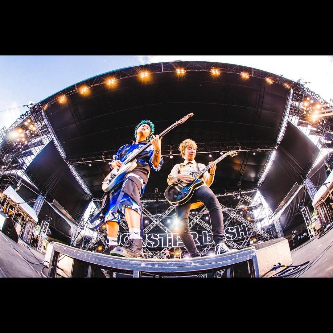 上杉研太さんのインスタグラム写真 - (上杉研太Instagram)「「MONSTER baSH 2023」 香川県・国営讃岐まんのう公園 灼熱のモンバス！！ 最高でした ありがとう😊 ...