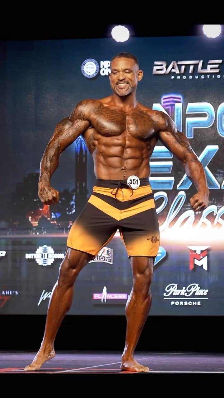 ショウン・トンプソンさんのインスタグラム動画 - (ショウン・トンプソンInstagram)「@shaunt at the 2023 NPC ...