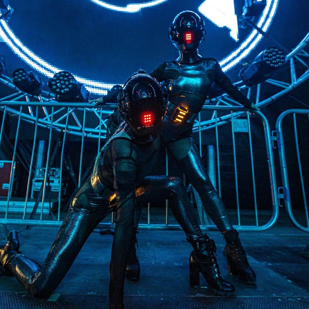 Ultra Angelsさんのインスタグラム写真 - (Ultra AngelsInstagram)「R Ξ S I S T Λ N C Ξ ...