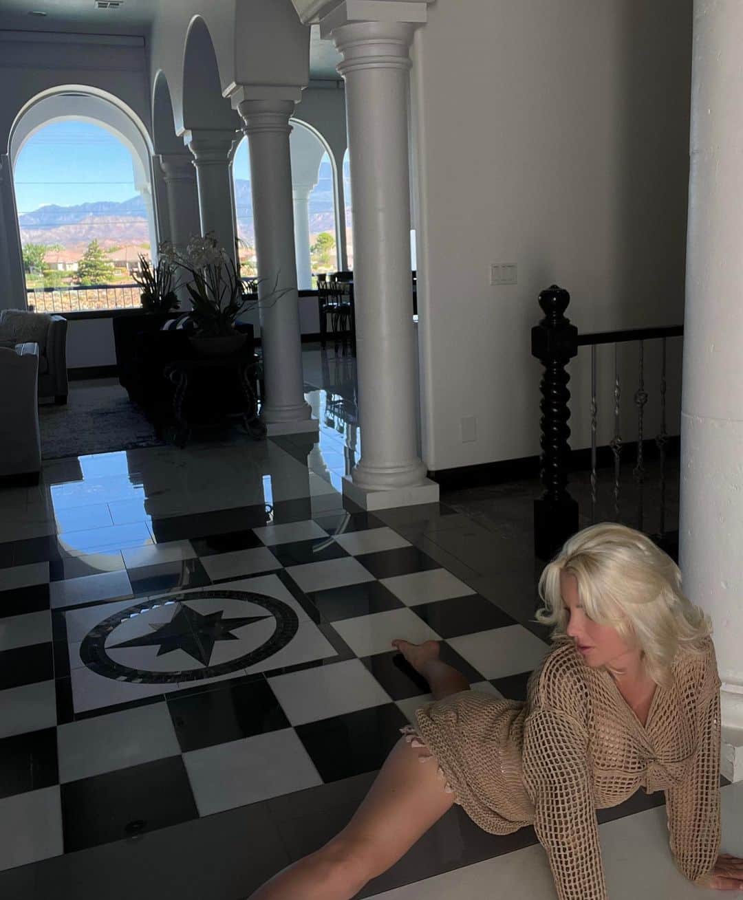 Jessica Weaverさんのインスタグラム写真 - (Jessica WeaverInstagram)「Which is your ...