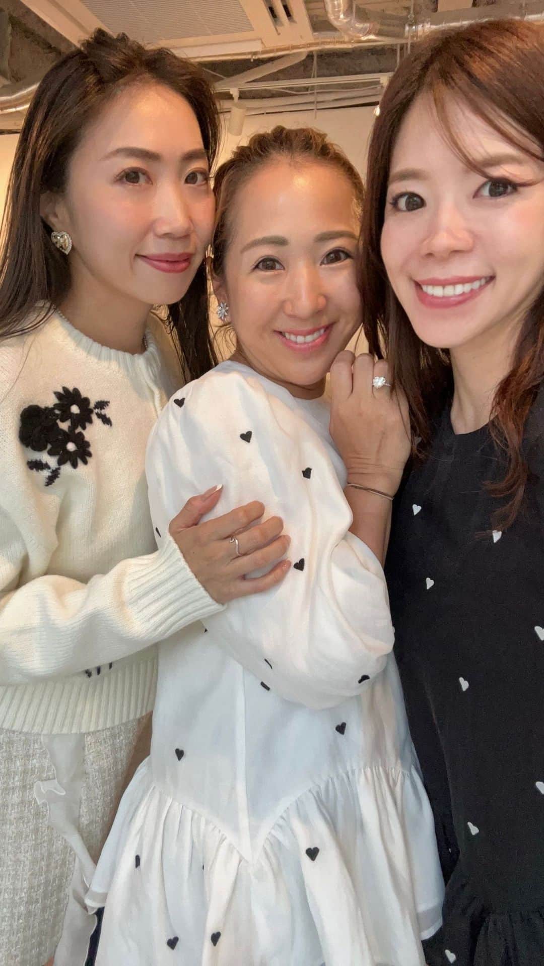 伊藤羽仁衣さんのインスタグラム動画 - (伊藤羽仁衣Instagram)「フライングで🖤🖤🖤 @thehany_official ️ @chesty_official 20th ...