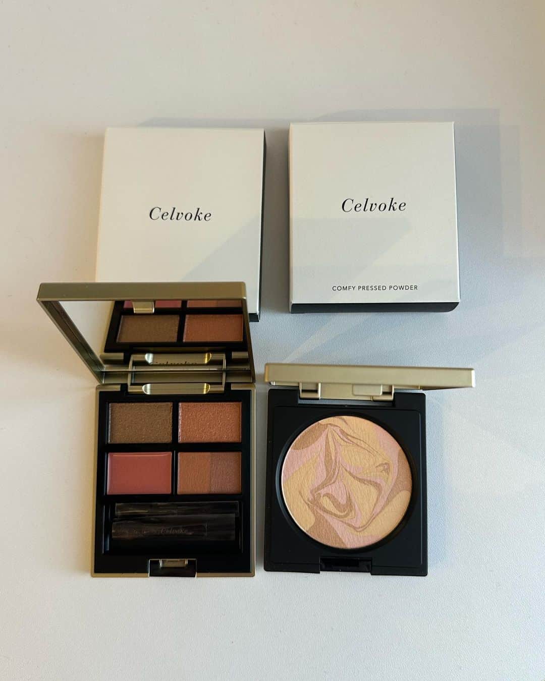 yumeさんのインスタグラム写真 - (yumeInstagram)「@celvoke.jp 🤍 パレットもパウダーもお気に入りで この夏の毎日メイクのお供 😌🍃」8月23日 19時45分 ...