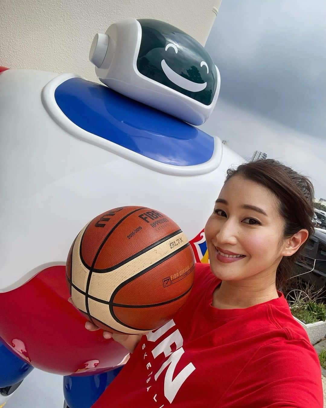 長嶺花菜さんのインスタグラム写真 - (長嶺花菜Instagram)「🏀 FIBAバスケットボールワールドカップ2023 開幕まで、あと1日 OKITIVEの #キングス女子部 のコラム更新し ...