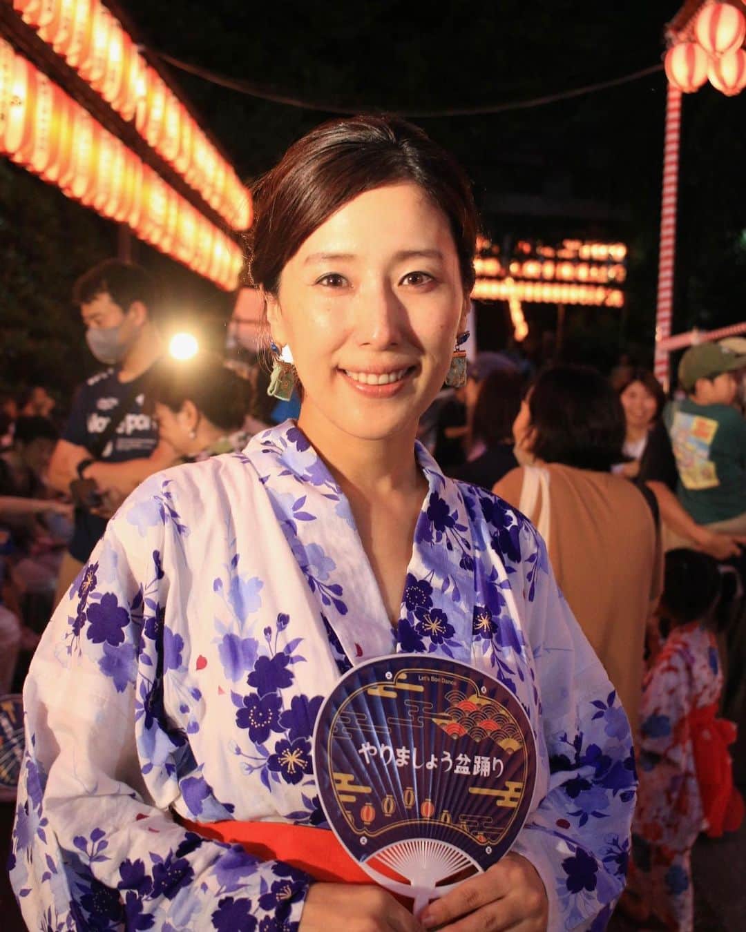澤真希（小澤真貴子）さんのインスタグラム写真 澤真希（小澤真貴子）instagram 「地元仙台にて。 家族で大崎八幡宮の盆踊りに行って