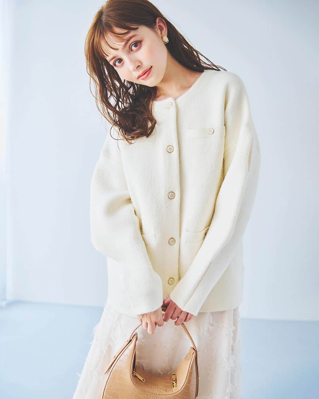 dazzlinさんのインスタグラム写真 - (dazzlinInstagram)「_____ Outer Fair🧥 本日8.25 fri 12:00～ RUNWAY channelにて ...