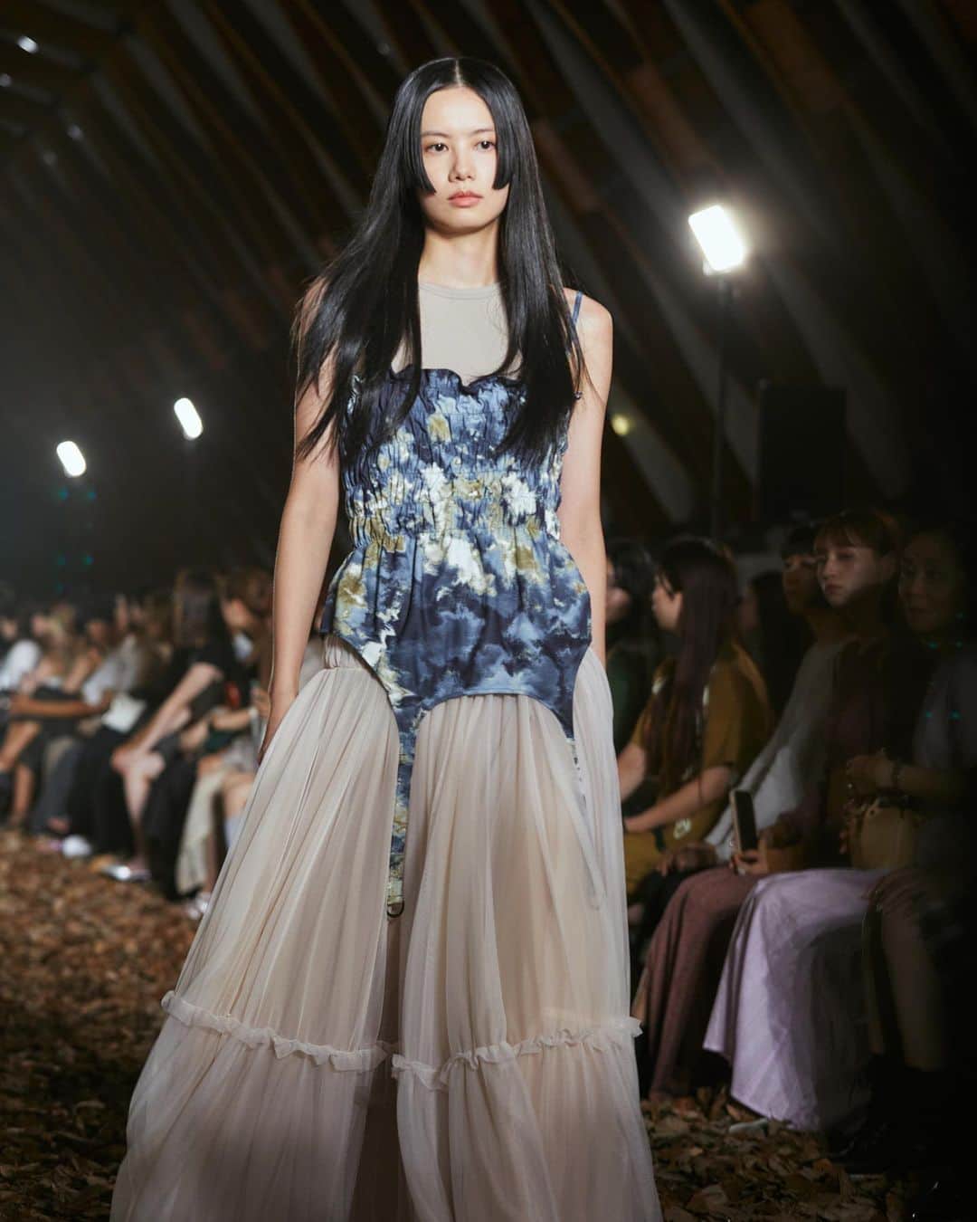 泉はるさんのインスタグラム写真 - (泉はるInstagram)「tiit tokyo (@tiit_tokyo) 24SS collection「NOSTALGIA」🍂 #tiittokyo ...