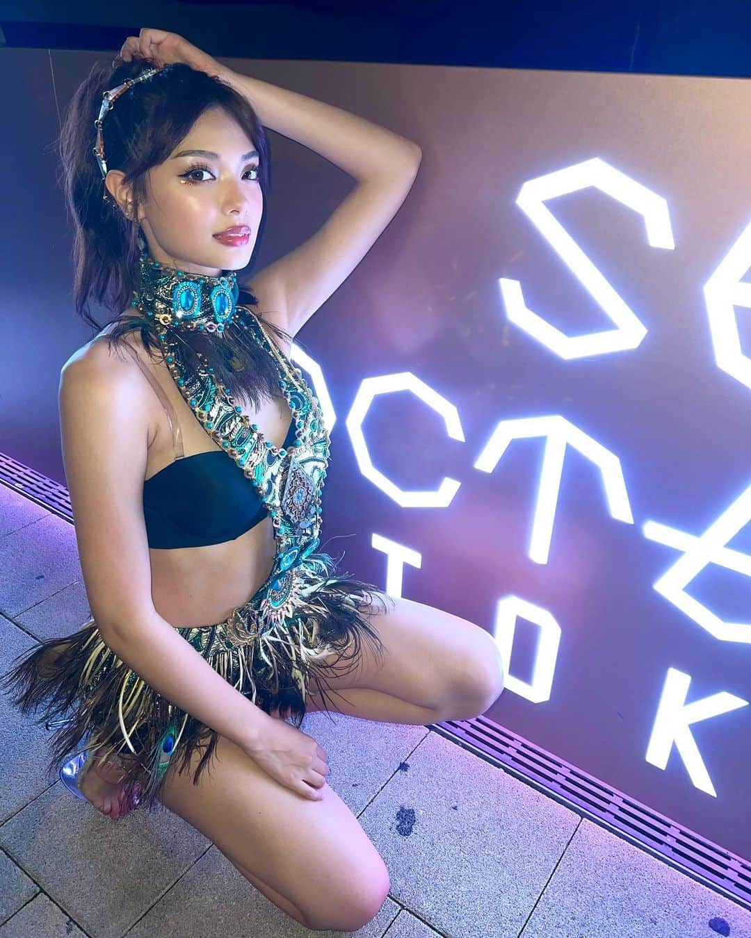 RIANさんのインスタグラム写真 - (RIANInstagram)「ありがとうございました @scream_octagon 🦚 みんなに会えて幸せでした！！ エキゾチックなコスチュームで ...