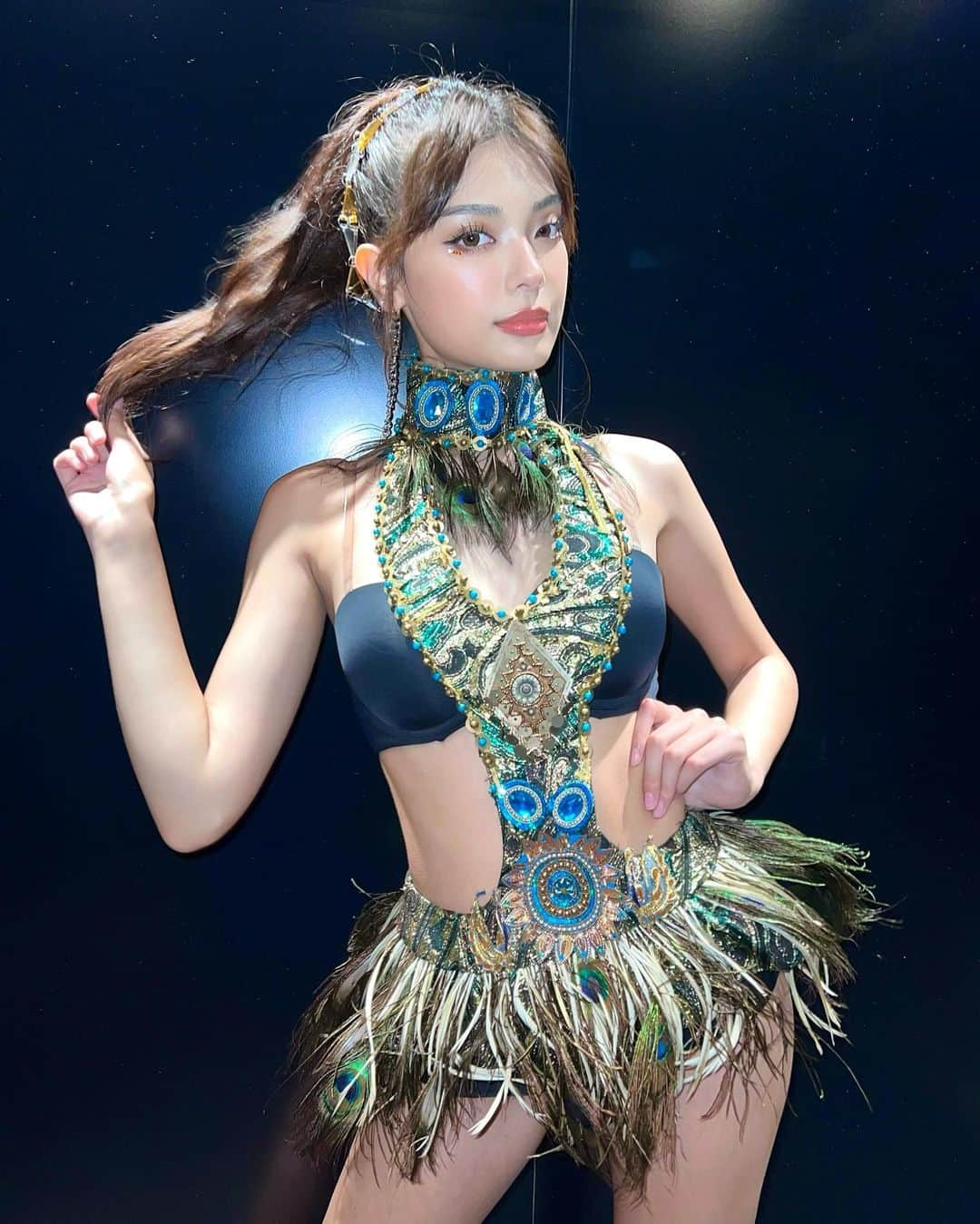 RIANさんのインスタグラム写真 - (RIANInstagram)「ありがとうございました @scream_octagon 🦚 みんなに会えて幸せでした！！ エキゾチックなコスチュームで ...