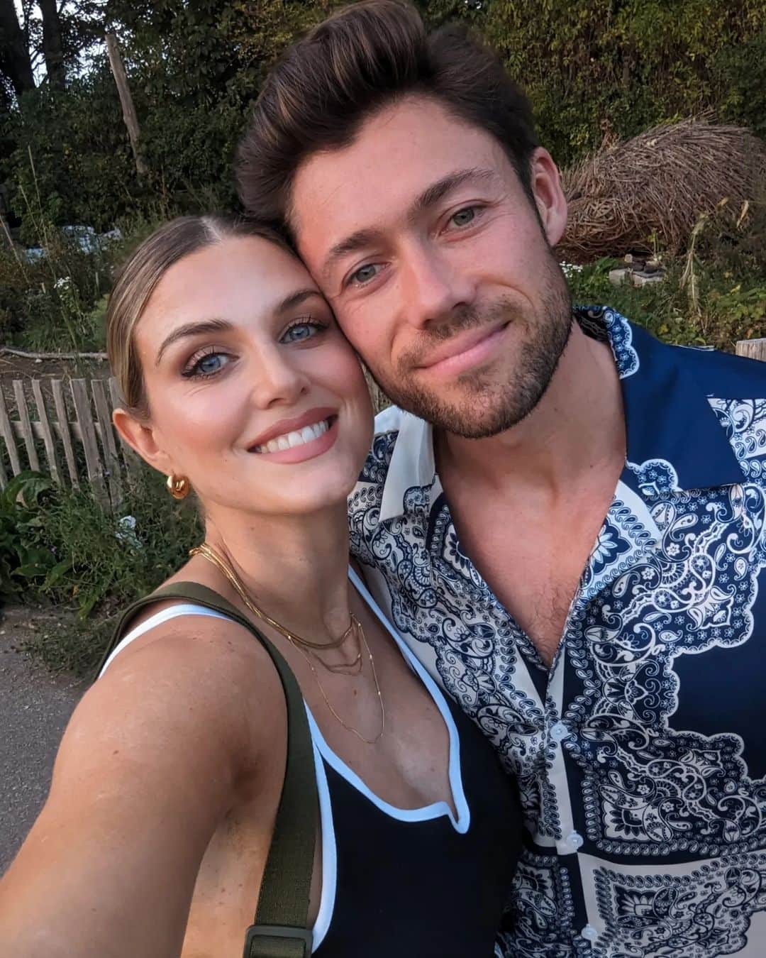 Ashley Jamesさんのインスタグラム写真 - (Ashley JamesInstagram)「Our first date night ...