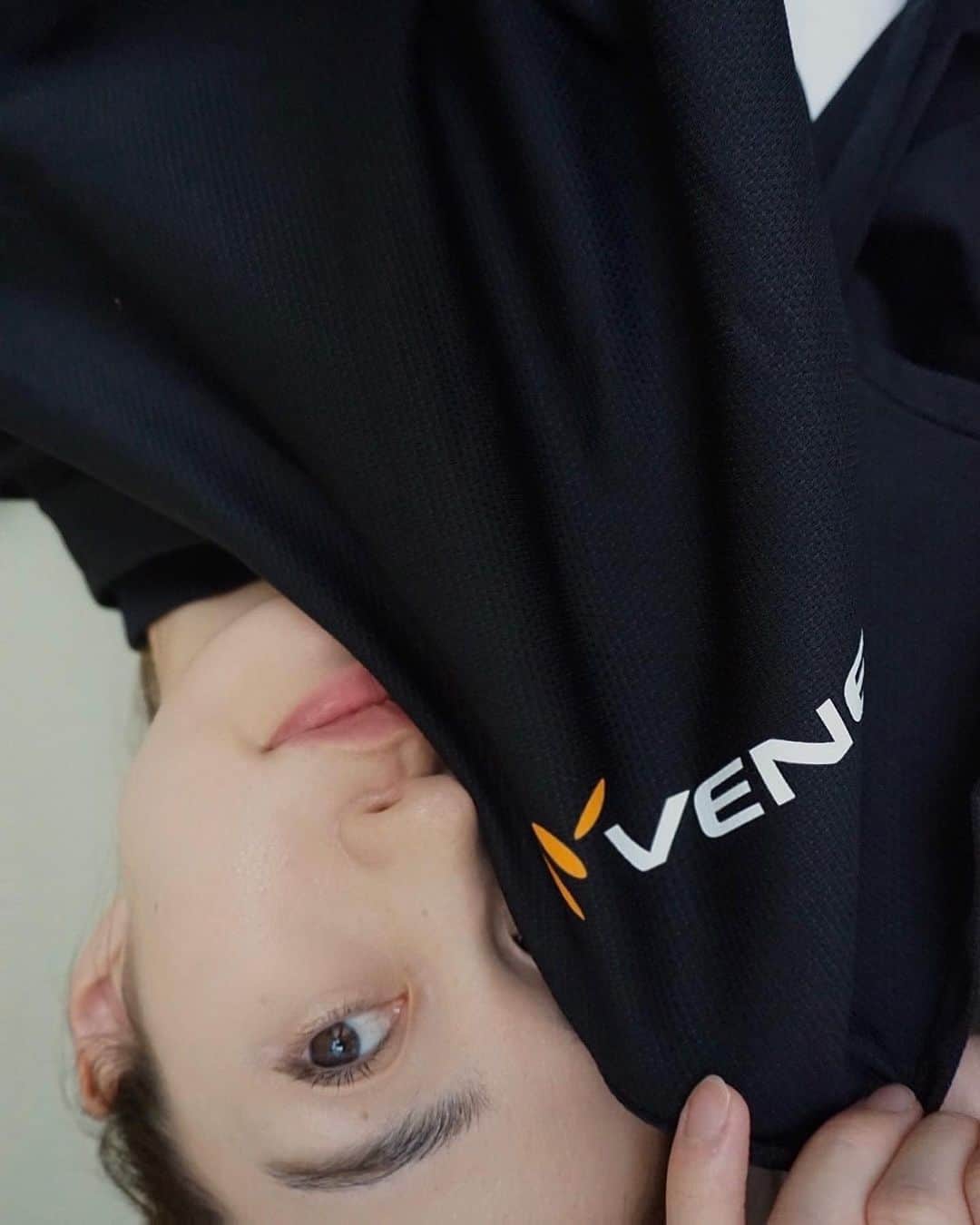 MAKI MIYAMOTO 宮本真紀さんのインスタグラム写真 - (MAKI MIYAMOTO 宮本真紀Instagram)「. @venex_jp 私のランニング生活に欠かせない相棒たち ...