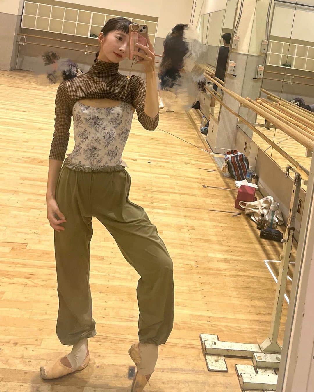 飯島望未さんのインスタグラム写真 - (飯島望未Instagram)「Top @unoa08 Leotard @levdance Pants ...