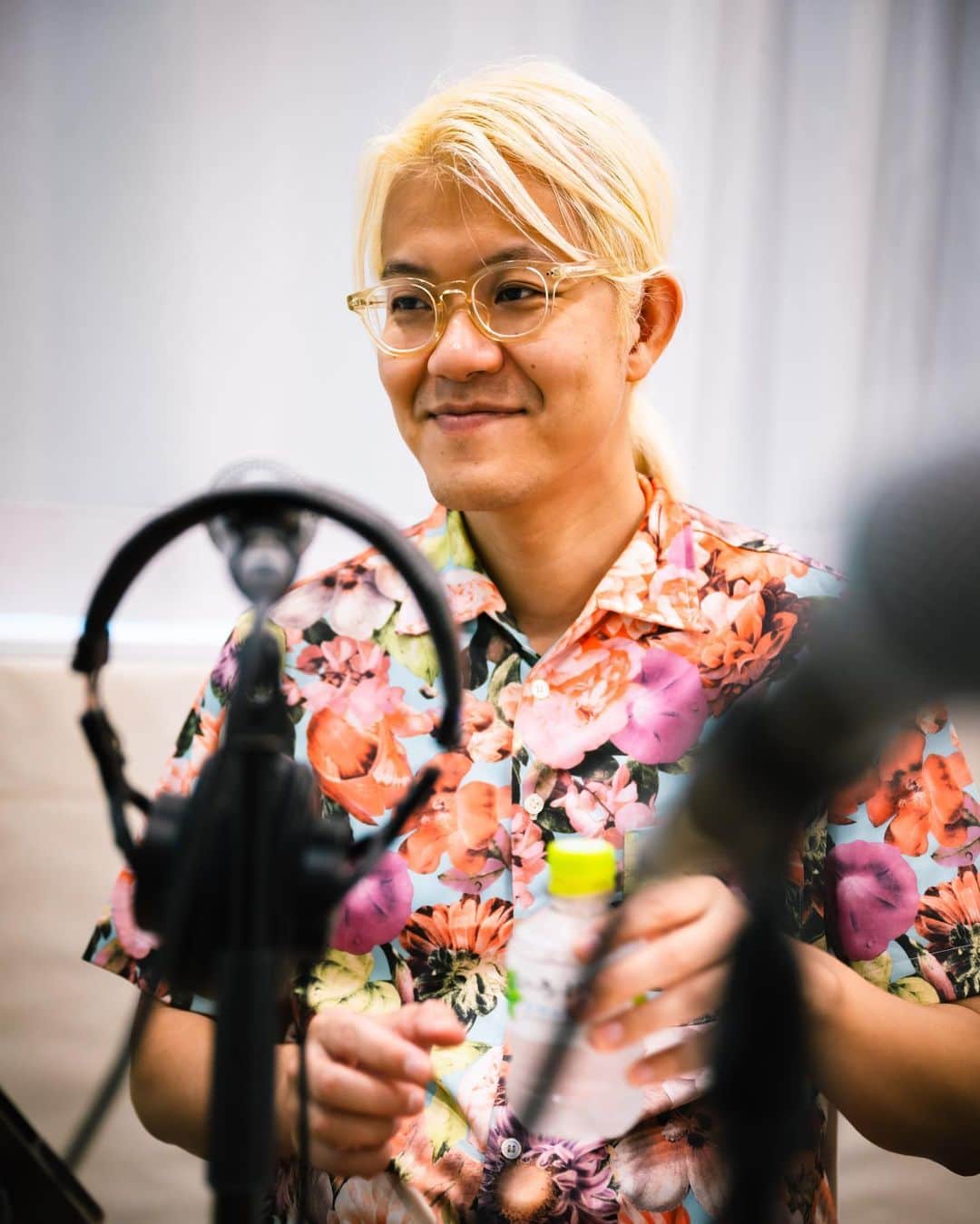 加賀翔（かが屋）さんのインスタグラム写真 - (加賀翔（かが屋）Instagram)「このあと23時から！ stand.fmで配信されている 『ZAZYの週明けにイチャモン』 出させていただき ...