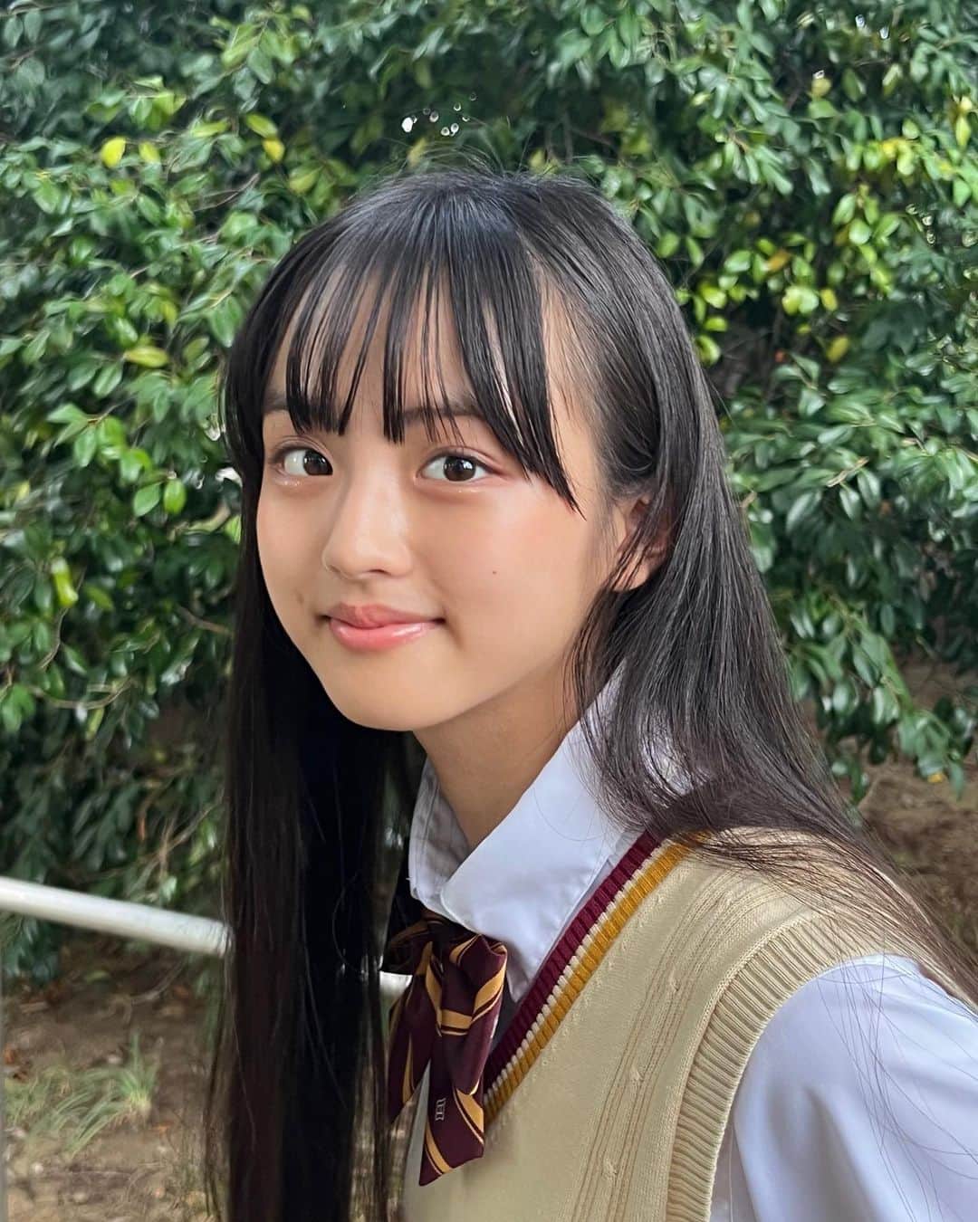 竹下優名さんのインスタグラム写真 - (竹下優名Instagram)「昨日のリールの写真バージョン🪄💫🧹 #EASTBOY#イーストボーイ ...