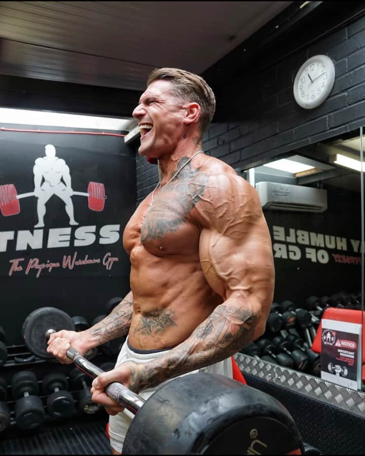 ロス・ディッカーソンさんのインスタグラム写真 - (ロス・ディッカーソンInstagram)「Biceps & Triceps💪Save ...