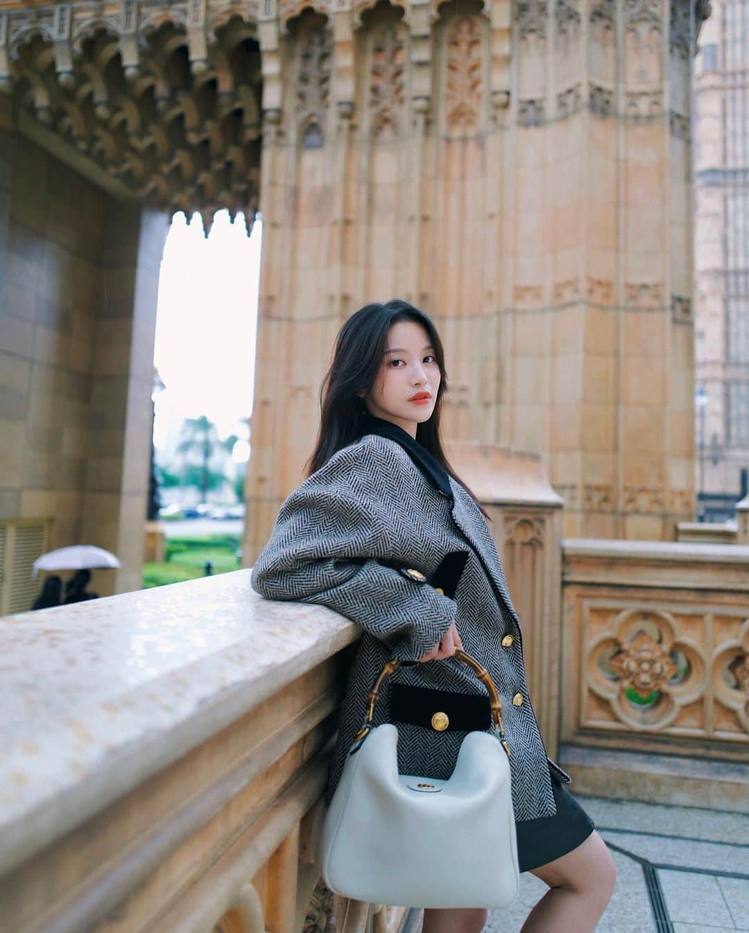 蔡瑞雪（Ruixue Tsai）さんのインスタグラム写真 - (蔡瑞雪（Ruixue Tsai）Instagram)「如果沒有帶傘，那就忽略雨 ...