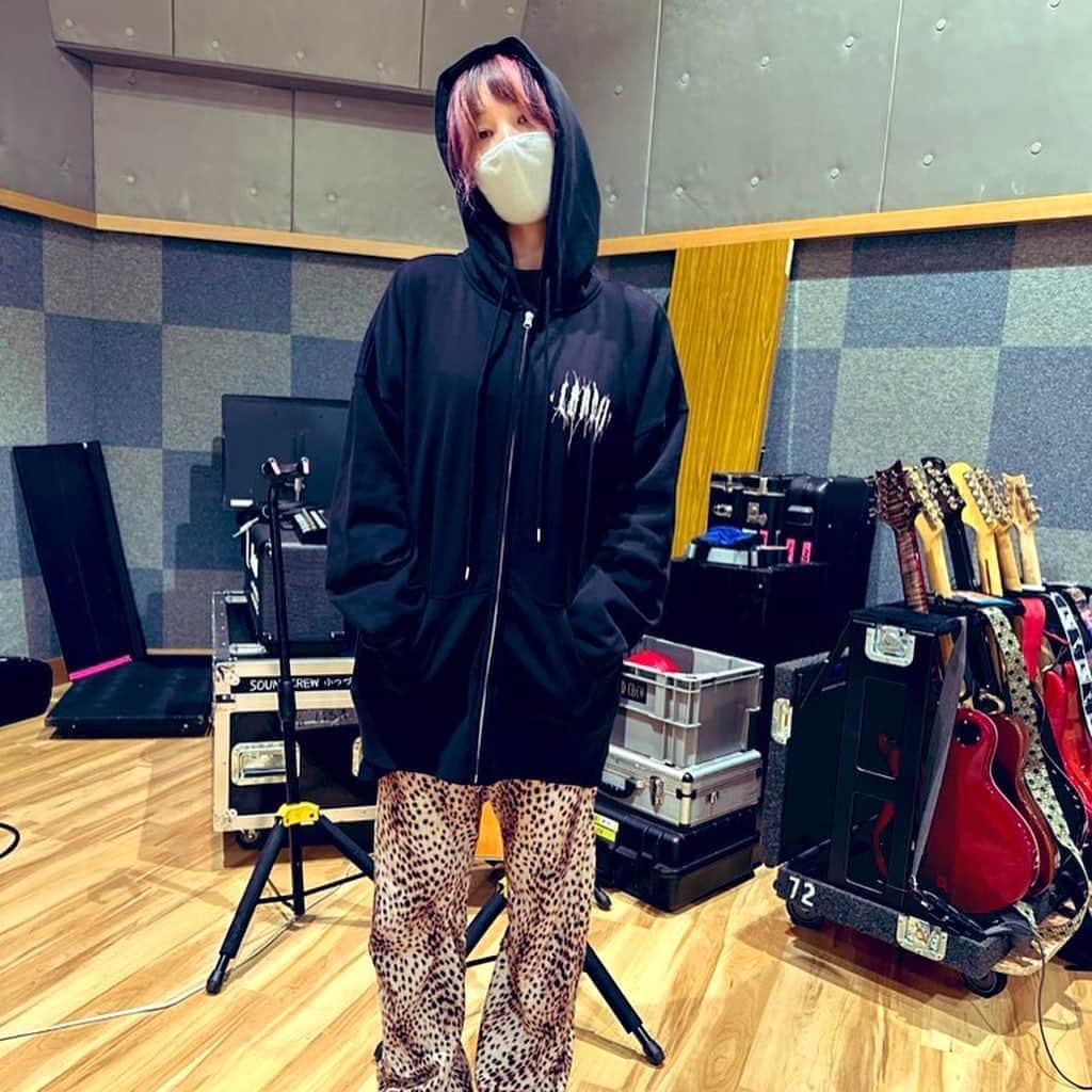 LiSAさんのインスタグラム写真 - (LiSAInstagram)「🚀「LiVE is Smile Always～LANDER～」グッズの ...