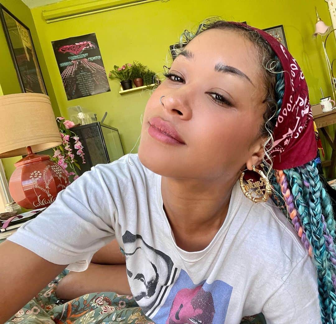 スキン・ダイアモンドさんのインスタグラム - (スキン・ダイアモンド@rayjoycat)