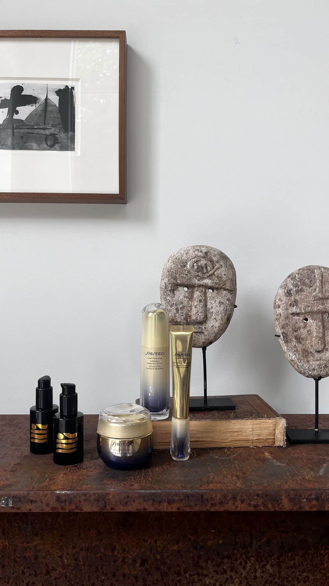 資生堂さんのインスタグラム動画 - (資生堂Instagram)「All week, VIP clients snapped sculpted ...