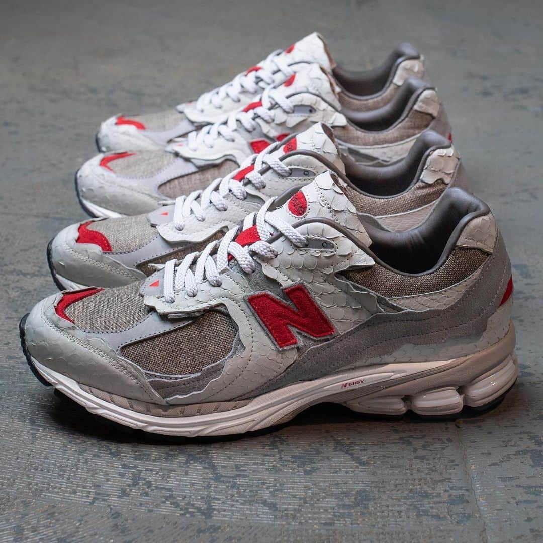 HYPEBEASTさんのインスタグラム写真 - (HYPEBEASTInstagram)「@hypebeastkicks: Following ...