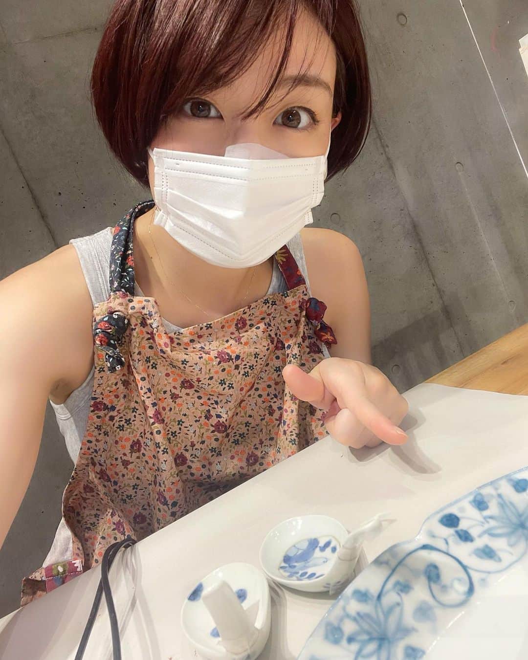 新井恵理那さんのインスタグラム写真 新井恵理那instagram 「最近やっとはじめた「金継ぎ」 ω 引き続き断捨離はしてます