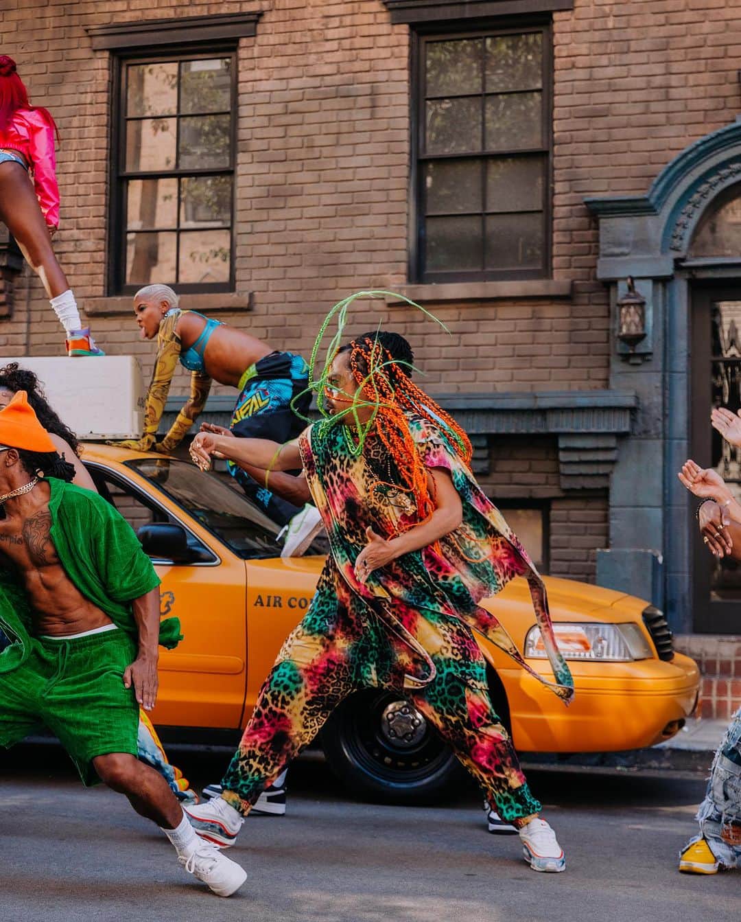 ケント・モリさんのインスタグラム写真 - (ケント・モリInstagram)「#summertoohot BTS CB Dancer All ...