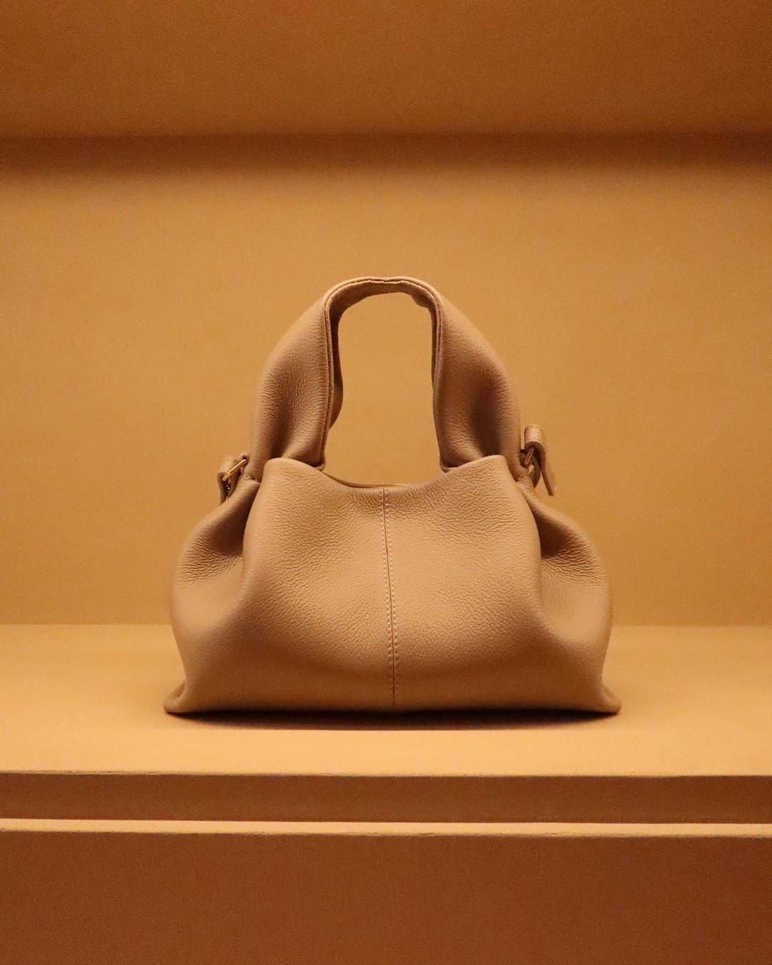 山賀琴子さんのインスタグラム写真 - (山賀琴子Instagram)「@polene_paris store in Tokyo🤍 大好きな ...