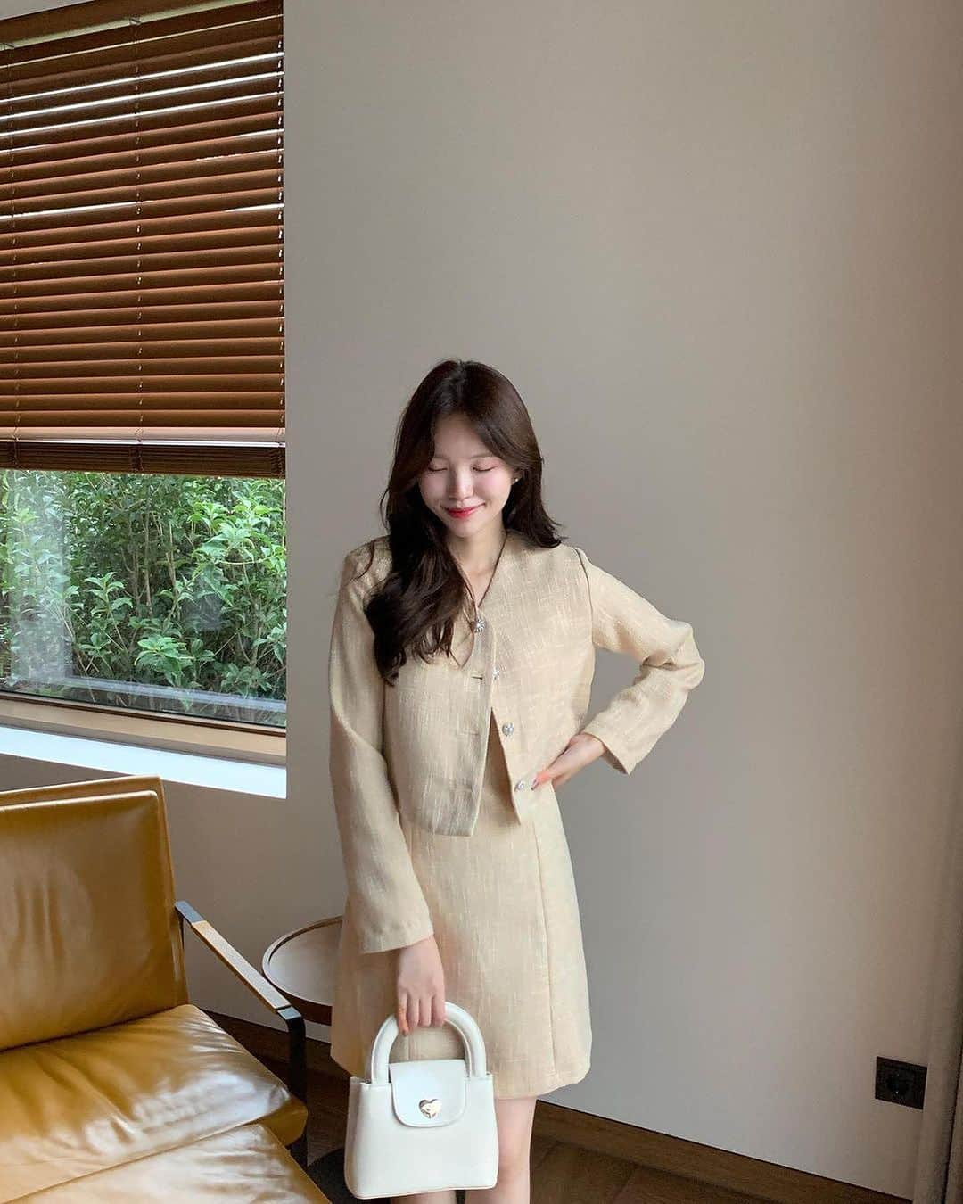 HOTPING公式アカウントさんのインスタグラム写真 - (HOTPING公式アカウントInstagram)「高級感漂うジャケット+ワンピースのセットアイテム🫶🏻 別々での着用もできる着回し力 ...