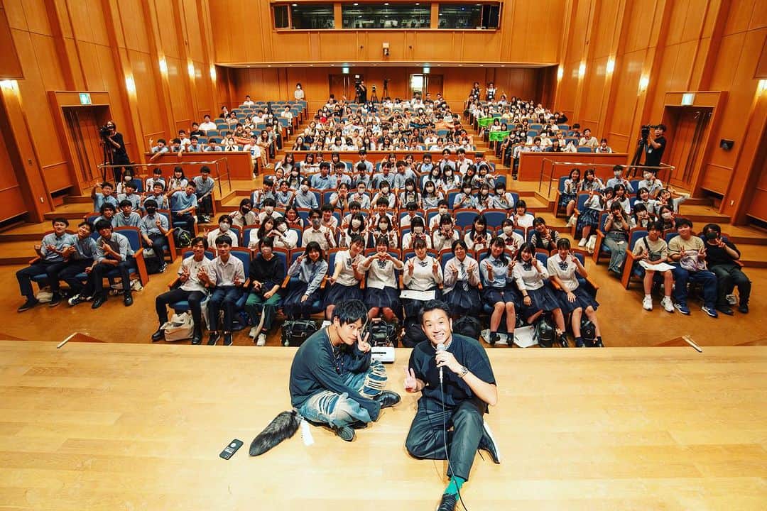 大抜卓人さんのインスタグラム写真 - (大抜卓人Instagram)「#gbng #theoralcigarettes #山中拓也 地元の学園 ...