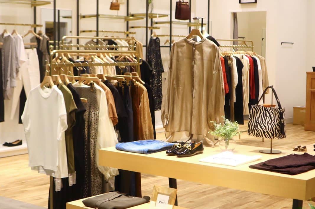 LECT レクトさんのインスタグラム写真 - (LECT レクトInstagram)「9/1 RENEWAL OPEN . レディース「Gready Brilliant」が2F LEPSIM横 ...